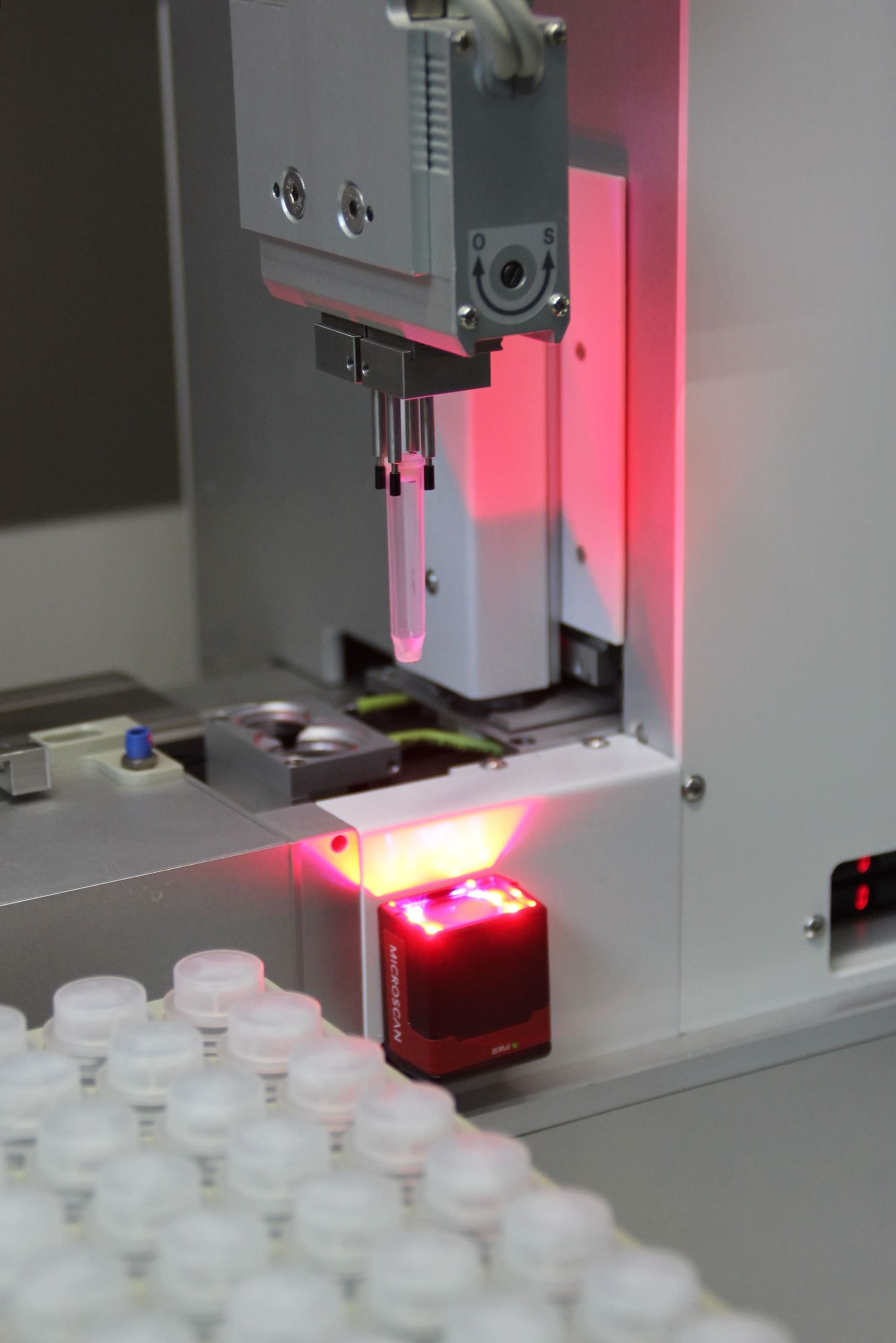 Xpertdose®, robotic powder dispensing - Xpert Automation